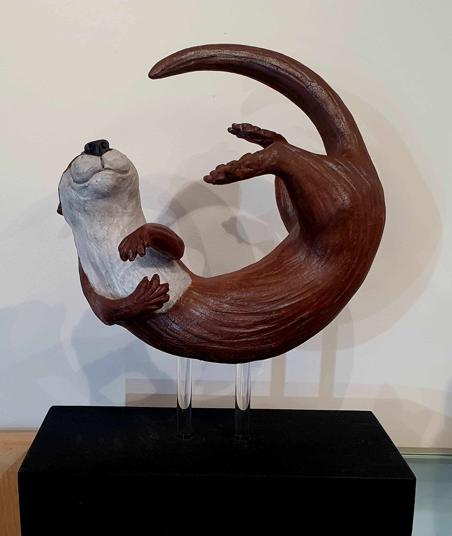 Tumbling otter ceramic by Pippa hill – Ludgate Gallery